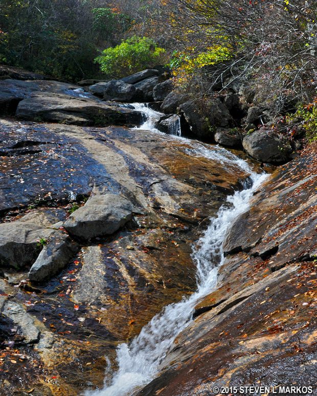 Blue Ridge Parkway | GRAVEYARD FIELDS LOOP TRAIL AND UPPER FALLS HIKE ...