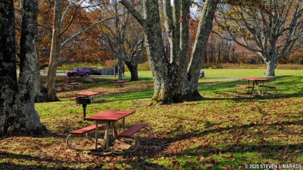 Blue Ridge Parkway | GROUNDHOG MOUNTAIN PICNIC AREA (MP 189)