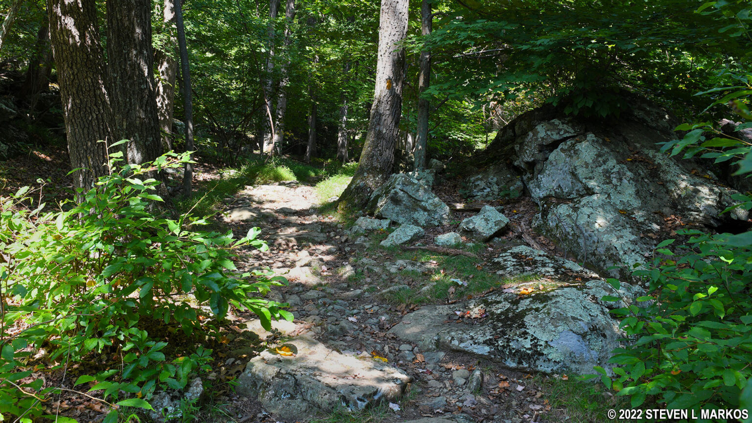 Catoctin Mountain Park | YELLOW TRAIL LOOP HIKE | Bringing you America ...