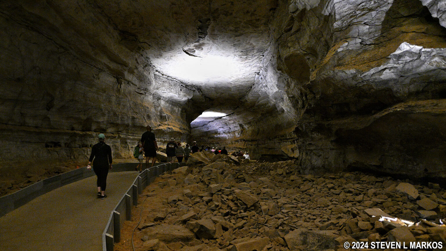 Mammoth Cave National Park | PARK AT A GLANCE