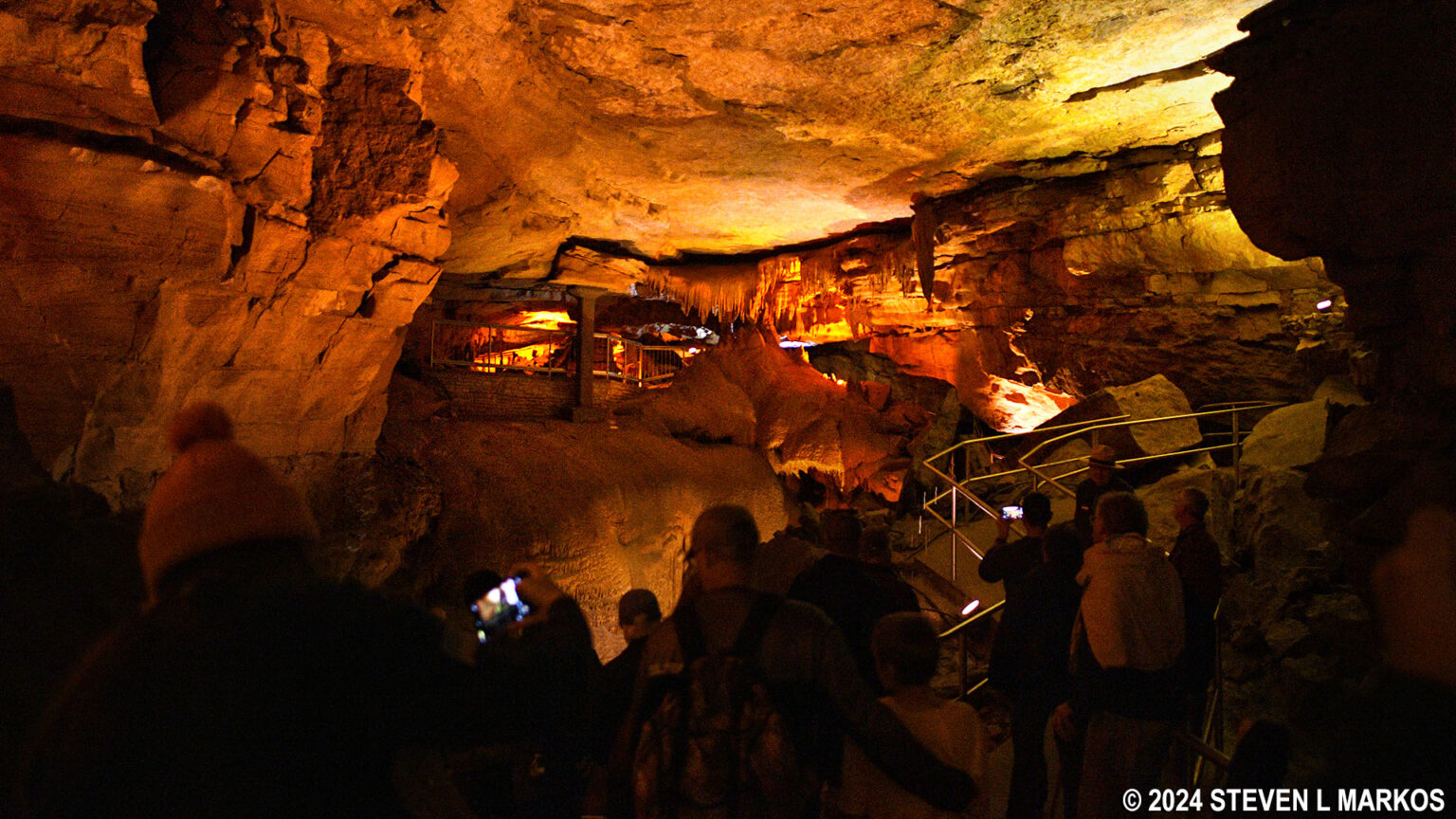 Mammoth Cave National Park | DOMES AND DRIPSTONES TOUR