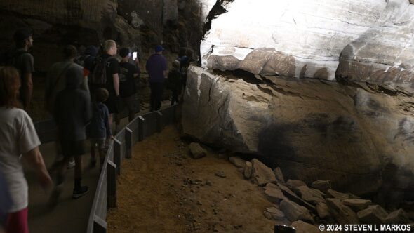 Mammoth Cave National Park | RIVER STYX TOUR