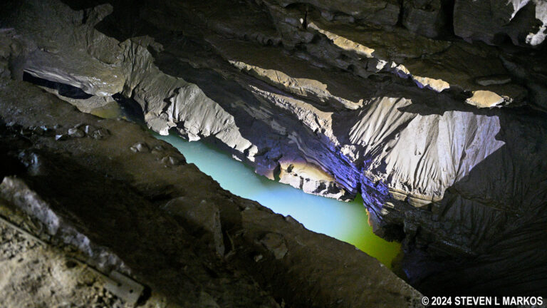 Mammoth Cave National Park | RIVER STYX TOUR