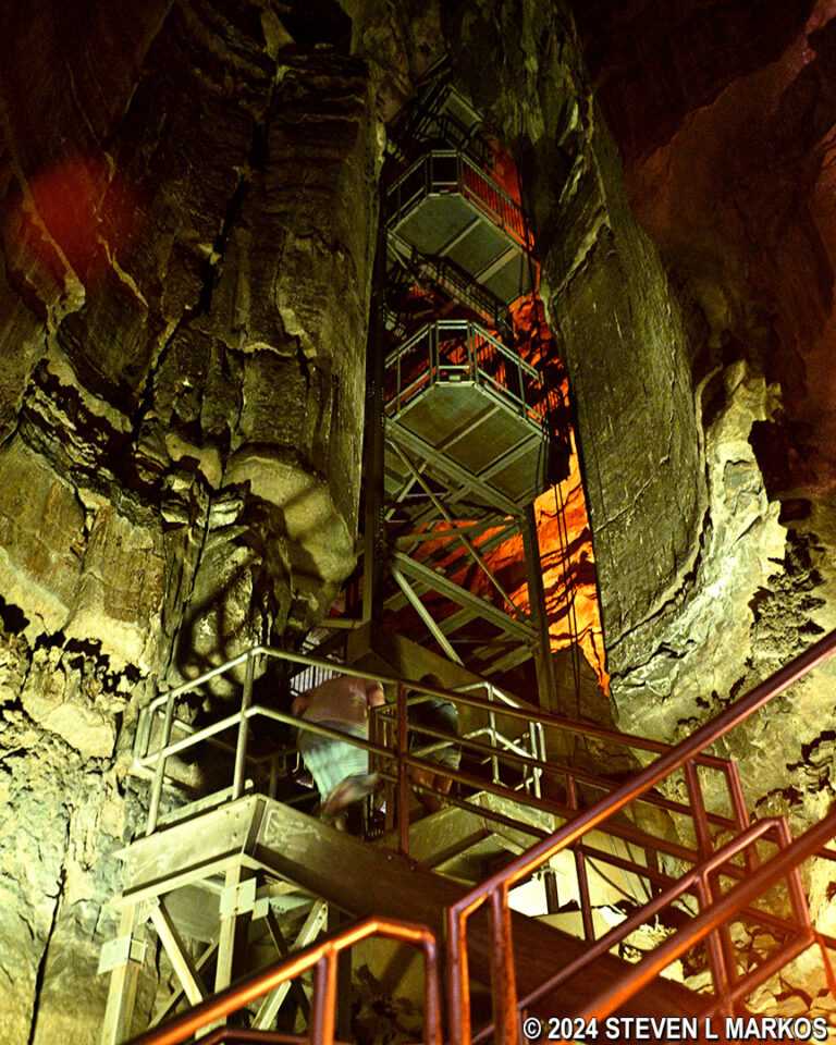 Mammoth Cave National Park | RIVER STYX TOUR